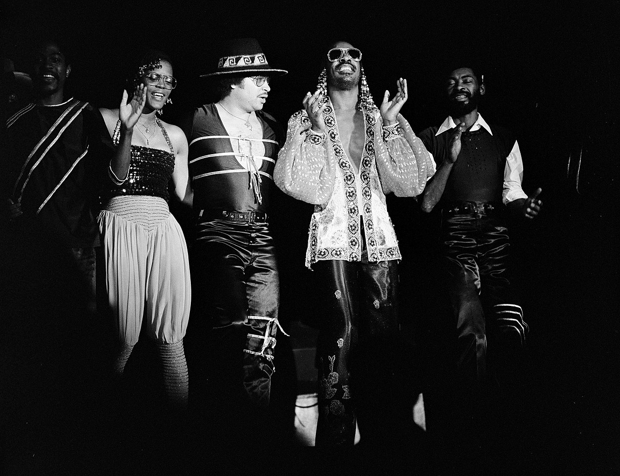 Mastering Riffs and Runs: Vocal Agility from Top Singers