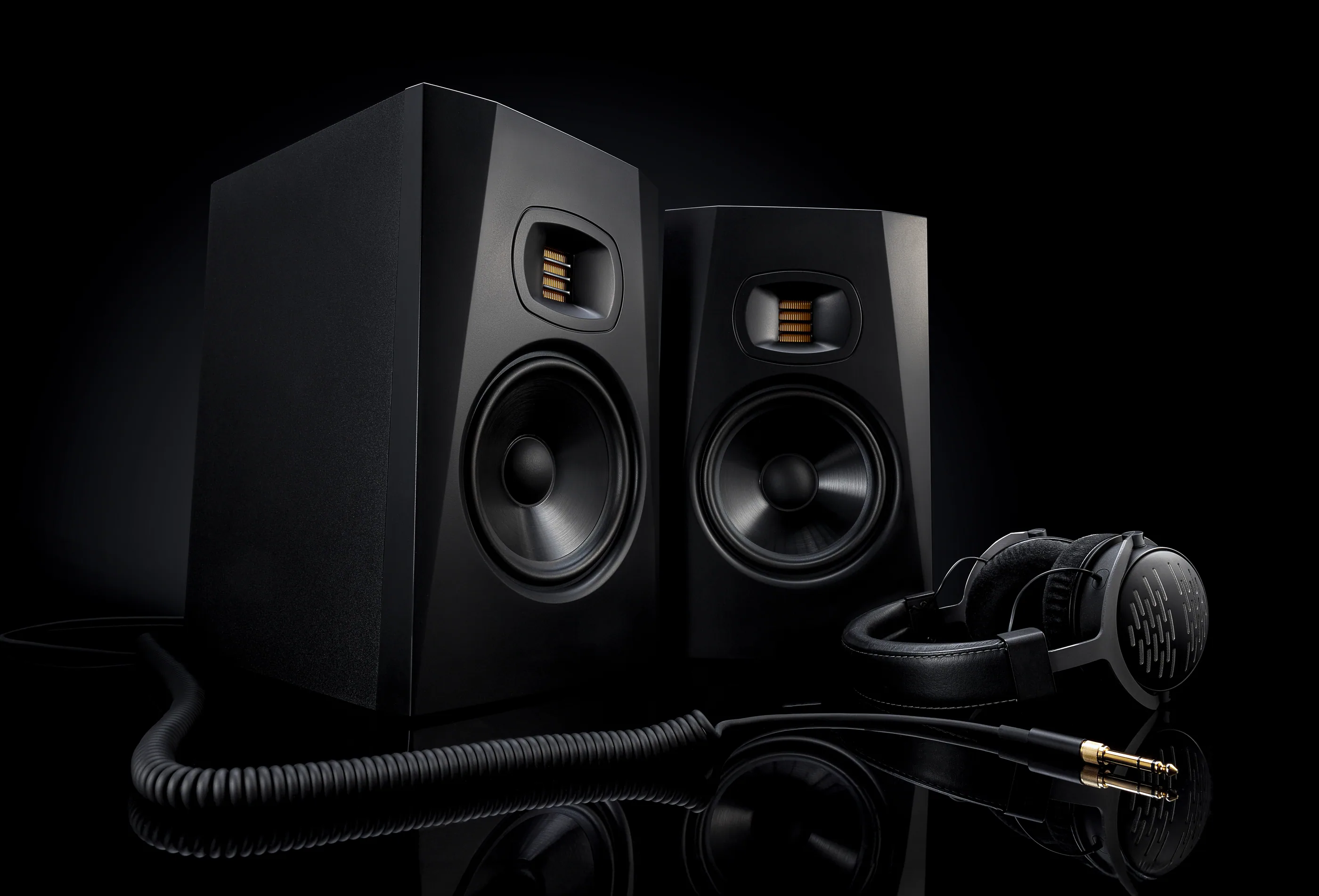 Průvodce studiovými monitory 2026 | Přesný zvuk pro nahrávání, mixáž a ...