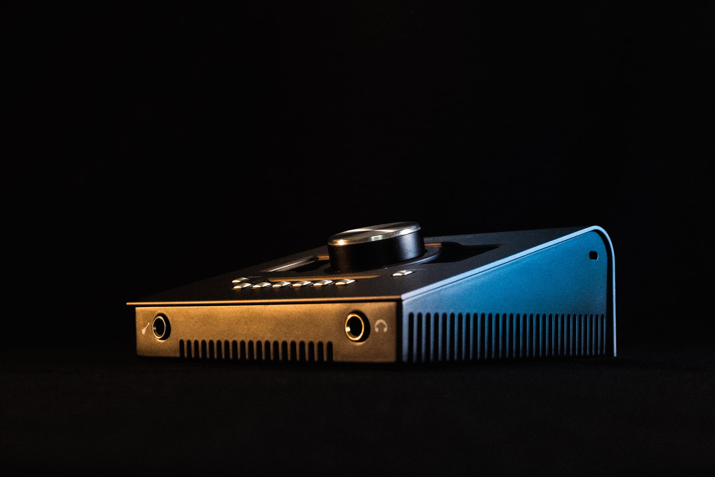 Best Audio Interfaces for Singing & Vocal Recording UK (2026) – Top ...